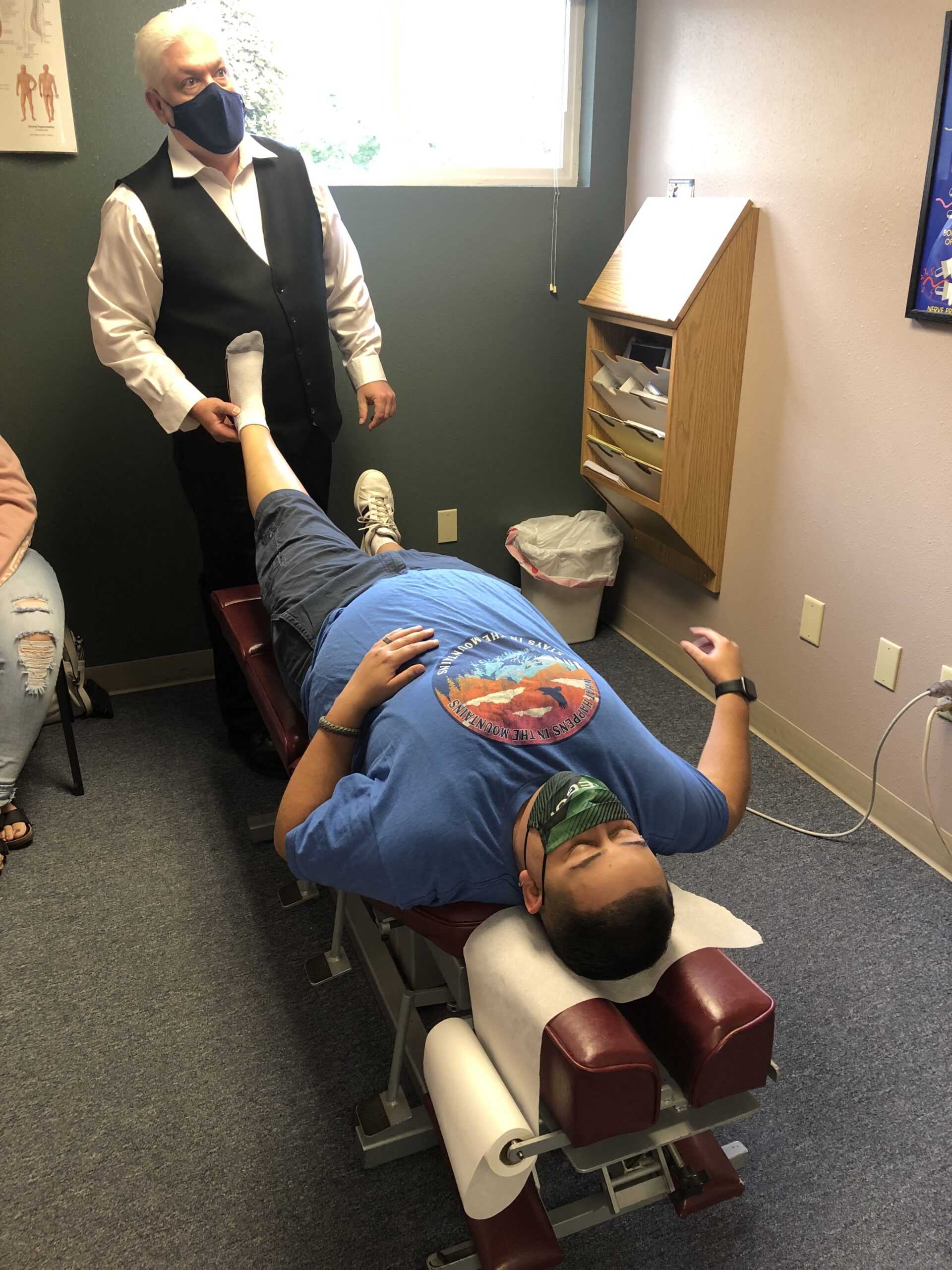 Walking Tall: The Role of Chiropractic Care in Alleviating Leg Pain ...